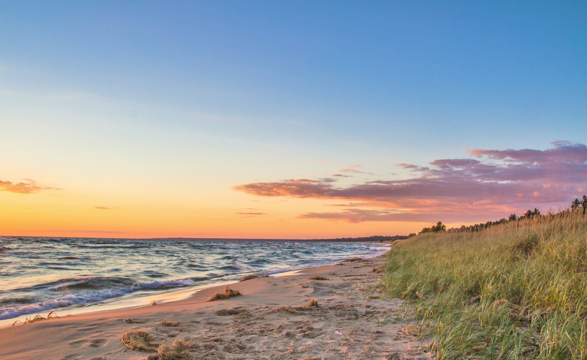 Most Romantic Things to Do Along the Michigan Beachtowns - Michigan ...